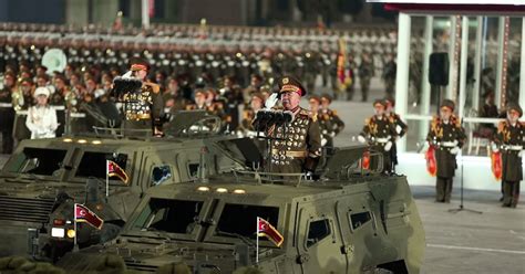 북한 건군절 75주년 야간열병식 개최