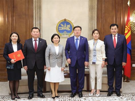 Актив удирдлагын компанийн тухай хуулийн төслийг өргөн барилаа Isee Mn