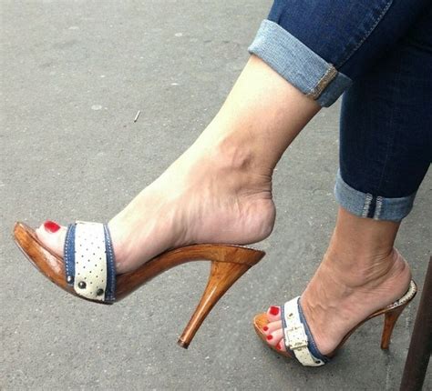 Pin By Nickey D On ~sexy Heels~ Heels High Heels High Heel Shoes