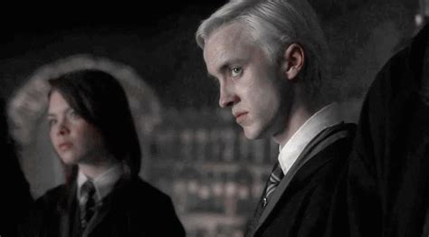 Гарри Поттер 5 не совсем понятных моментов связанных с Тёмными искусствами Мир комиксов и