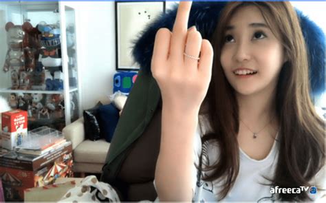 아프리카tv 여캠방 열혈 현실  유머 움짤 이슈 에펨코리아