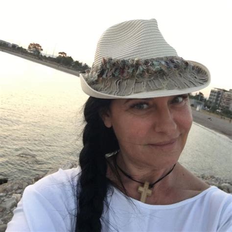 Γκέλυ Γαβριήλ Το πραγματικό της όνομα ο τίτλος του «sex Symbol και πώς είναι σήμερα Gossip