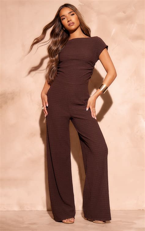 Chocolate Textured Off The Shoulder Jumpsuit Prettylittlething Ca