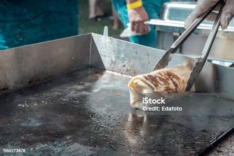 생일 파티 결혼식 이벤트 에 대 한 케이터링 고기 굽기 옥수수 햄버거 소시지 해바라기 야채 과일 요리 디저트 샐러드 파스타 과자