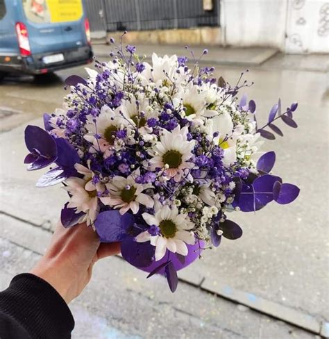 3 და 8 მარტისთვის ყვავილების მაღაზია ფანტაზია