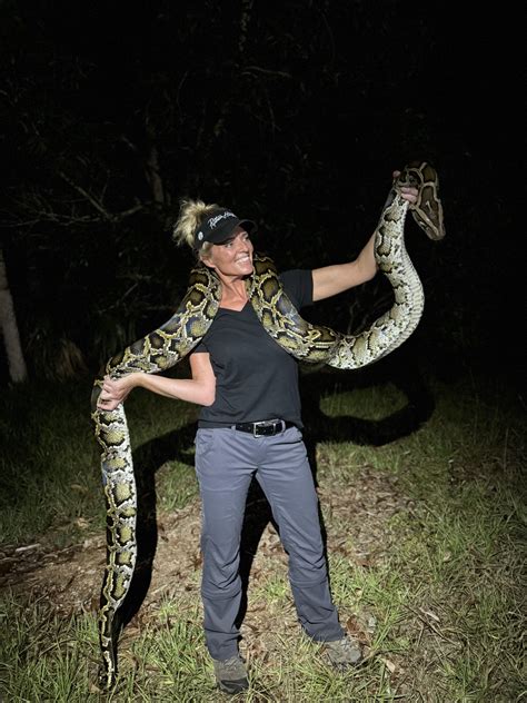 ‘python Huntress To Lecture At ‘ding Darling Series Sanibel Captiva