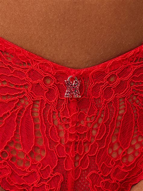 Romantic Corded Lace Brazilian Panty In Red Savage X Fenty Germany
