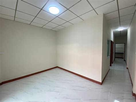 ขายทาวน์เฮ้าส์ถนนสุขุมวิท บางเมือง ซอยบุญศิริ ทำเลดีมาก ใกล้รถไฟฟ้า โรงเรียนนายเรือ รีโนเวทใหม่