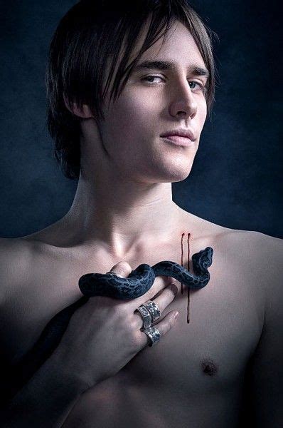 Penny Dreadful Interview Reeve Carney Talks Dorian Gray