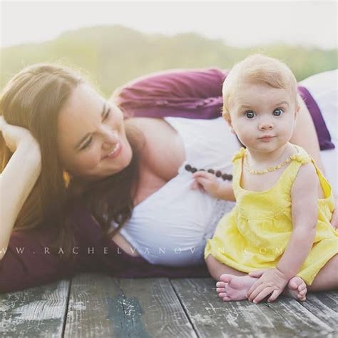 Rachel Vanoven Rachel Vanoven Added A New Photo