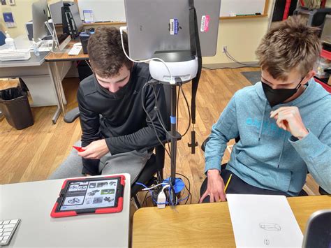 Circuits Electronics And Mechatronics In Computer Engineering Class Seven Hills School