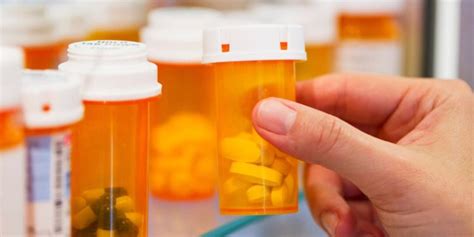 4 Items To Never Put In Your Medication Cabinet Perfectway Me