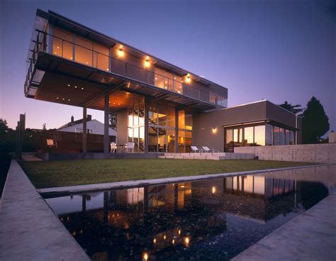 Cantilever Architecture