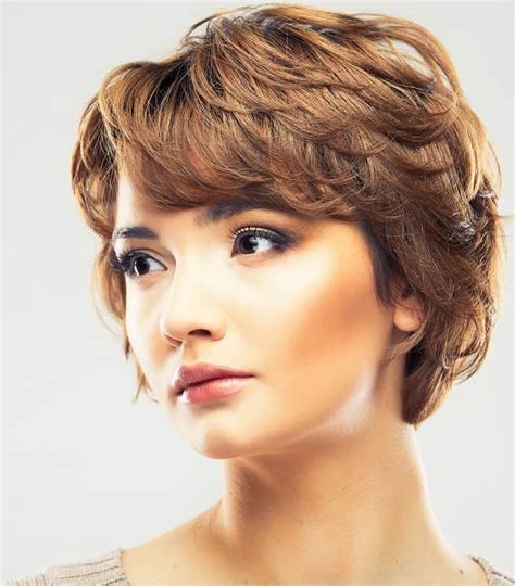 10 Stunning Feathered Bob Hairstyles To Inspire You M