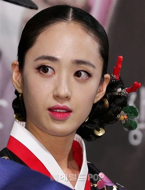 오늘자 어메이징한 레전드 미모를 보여준 김민정 인스티즈instiz 이슈 카테고리