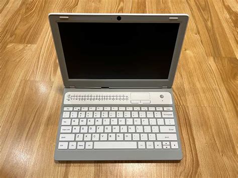 Elecrow CrowPi L Raspberry Pi Laptop Review Learn To Program The Gadgeteer