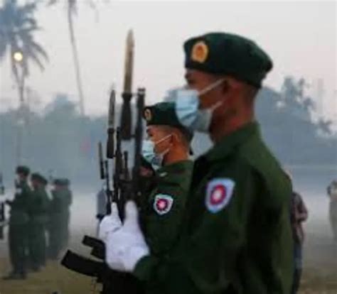 အမ်းမြို့ပေါ်ရပ်ကွက်၊ ဘုန်းကြီးကျောင်းနှင့် စာသင်ကျောင်းများတွင် စစ