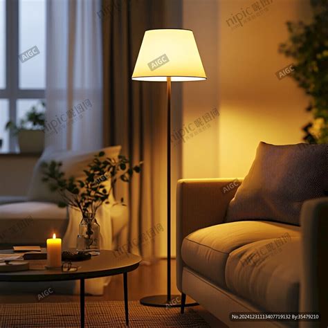 Ai创作图台灯落地灯 床头落地灯 鎏金落地灯 简约风格落地灯 魔豆落地灯 客厅台灯 落地灯设计 个性落地灯 蜡烛落地灯 多灯头落地灯 落地式台灯 实木落地灯 落地灯钓鱼灯 软装台灯饰品 金色