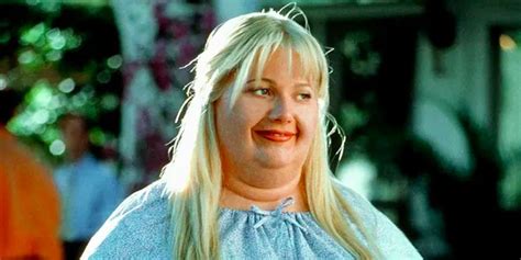 Shallow Hal 2001 Summary Latest News Trailer Cast Where To Watch And More