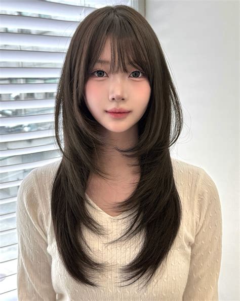 압구정로데오 키오프 조은지 ㅣ레이어드펌 하이레이어드펌 실버브라운 헤어컨설팅 하이레이어드펌 실버브라운 🤎 얼굴라인으로 쌓이는 층감으로 볼륨감과 여백커버까지 한번에