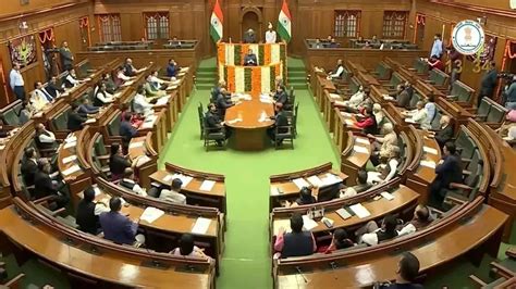 दिल्ली की सूरत बदलने के लिए विधायकों ने उठाए कई मुद्दे विधानसभा अध्यक्ष विजेंद्र गुप्ता ने