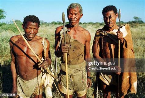 San People Africa Photos Et Images De Collection Getty Images