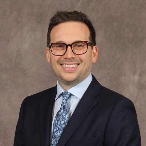 Robert Mackenzie Smith Vice President Ficc E Trading And Market