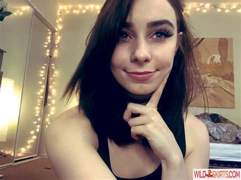 Eevee Frost Eeveefrost Eeveefrostofficial Nude Onlyfans Instagram