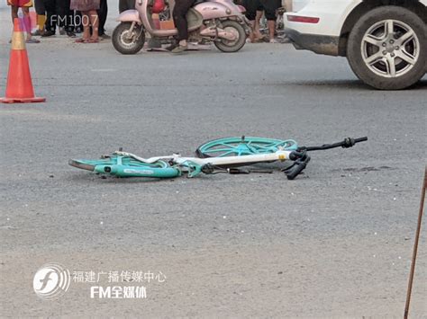 突发！女子当场死亡车祸新浪新闻