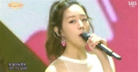 박보람 예뻐졌다 예뻐진 그녀의 화려한 데뷔 무대