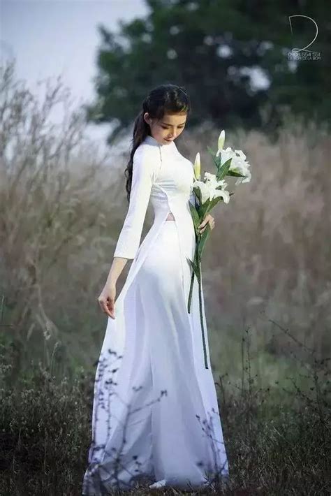 奥黛旗袍：婀娜与洒脱并存