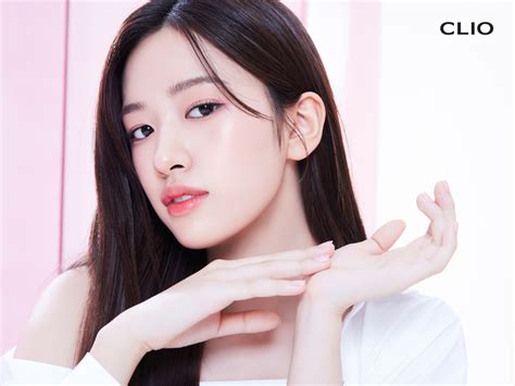 아이브 안유진 맑고 빛나는 비주얼 화보