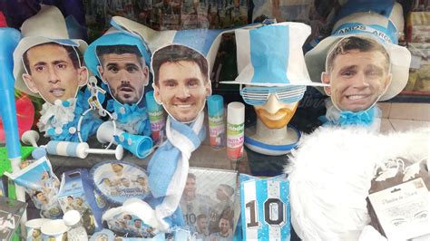 Cotillón Para El Mundial Cuánto Salen Las Caretas De Messi La Copa