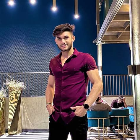 𝐀𝐁𝐇𝐈𝐒𝐇𝐄𝐊 𝐂𝐇𝐀𝐔𝐇𝐀𝐍 Abhishek Chauhan7 • Threads Say More