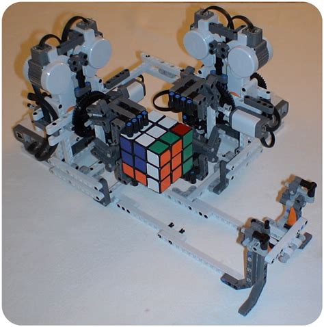 The First Nxt Lego Rubiks Cube Solver Dannys Lab