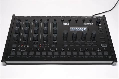 Korg Drumlogue Syntaur