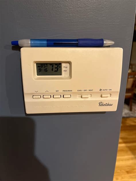 Thermostat Settingstried All Settings But Fan Doesnt Turn Off R