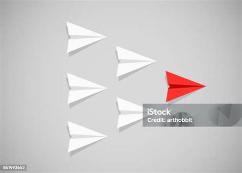 하얀 비행기 중 지도자로 붉은 종이 비행기 리더십 팀워크 동기 부여 개념입니다 개념에 대한 스톡 벡터 아트 및 기타 이미지 개념 개성 개념 건강관리와 의술 Istock