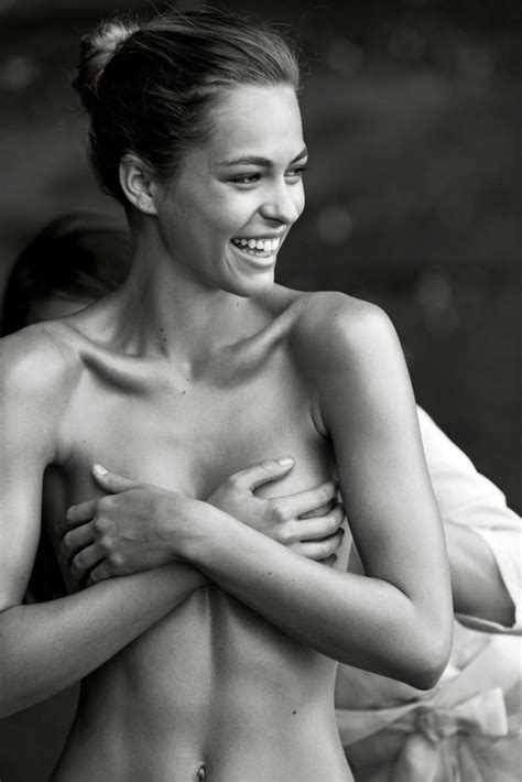 Caroline Kelley Nude 5 Photos Thefappening