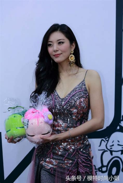 中國第一黃金比例身材女人美成這樣應該知足 每日頭條