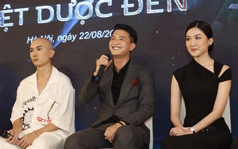 Anh V V Nh I Con Chia S V Ki U T C C O Tr C Trong Phim M I Saostar Vn