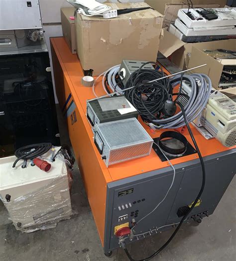 Lambda Physik Lpx 300 Laser 用 待售的 價格 9177297 1989 購買 From Cae