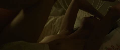 Naked Emma Lung In Crave