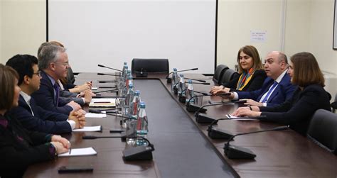 ირაკლი ქარსელაძე „აზიის განვითარების ბანკის“ წარმომადგენელს შეხვდა