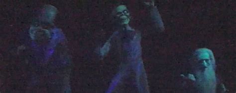 First Look Hitchhiking Ghost Animatronics Return With Spirit In The Haunted Mansion