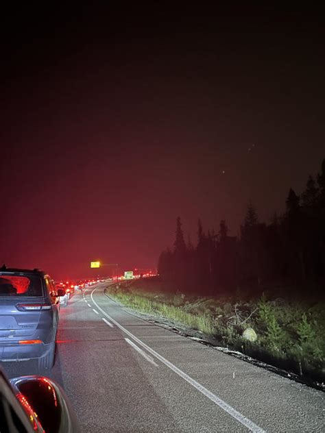 Canada Wildfires 2024 Fire Continues Raging In Town Of Jasper But Key