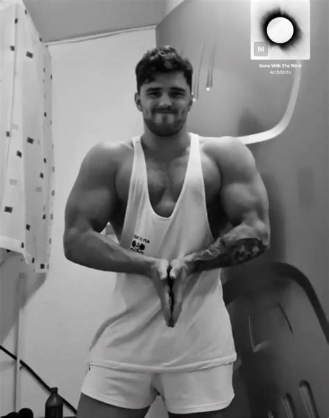 Josh Morrell Rwrestlewiththepackage