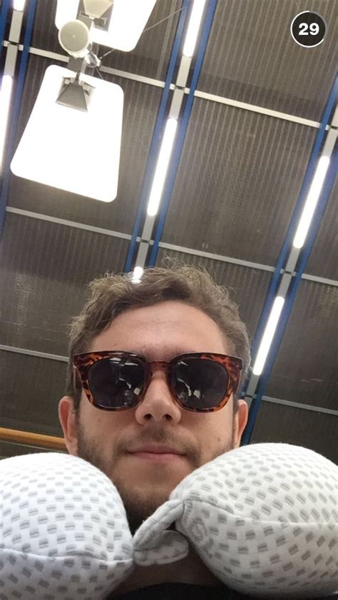 Pin de Safety Pin en ZEDD