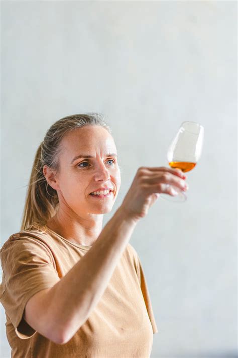 Birds Of Isle Bunya Nut Rum 700ml