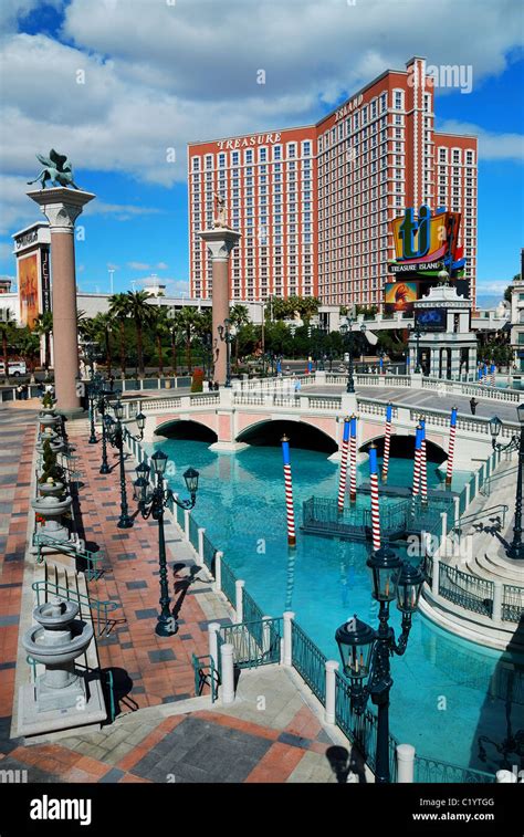 Treasure Island Las Vegas Pool